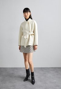 maje GOTTAM - Übergangsjacke - ecru/offwhite - Zalando.at