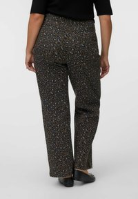 Vero Moda Curve WIDE-FIT JEANS VMCTESSA HIGH RISE WIDE LEG FIT JEANS ...