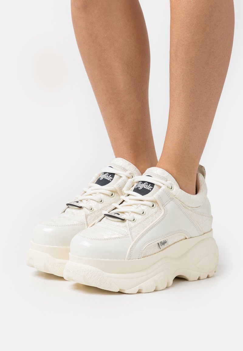 Buffalo Sneaker low - white/weiß - Zalando.de