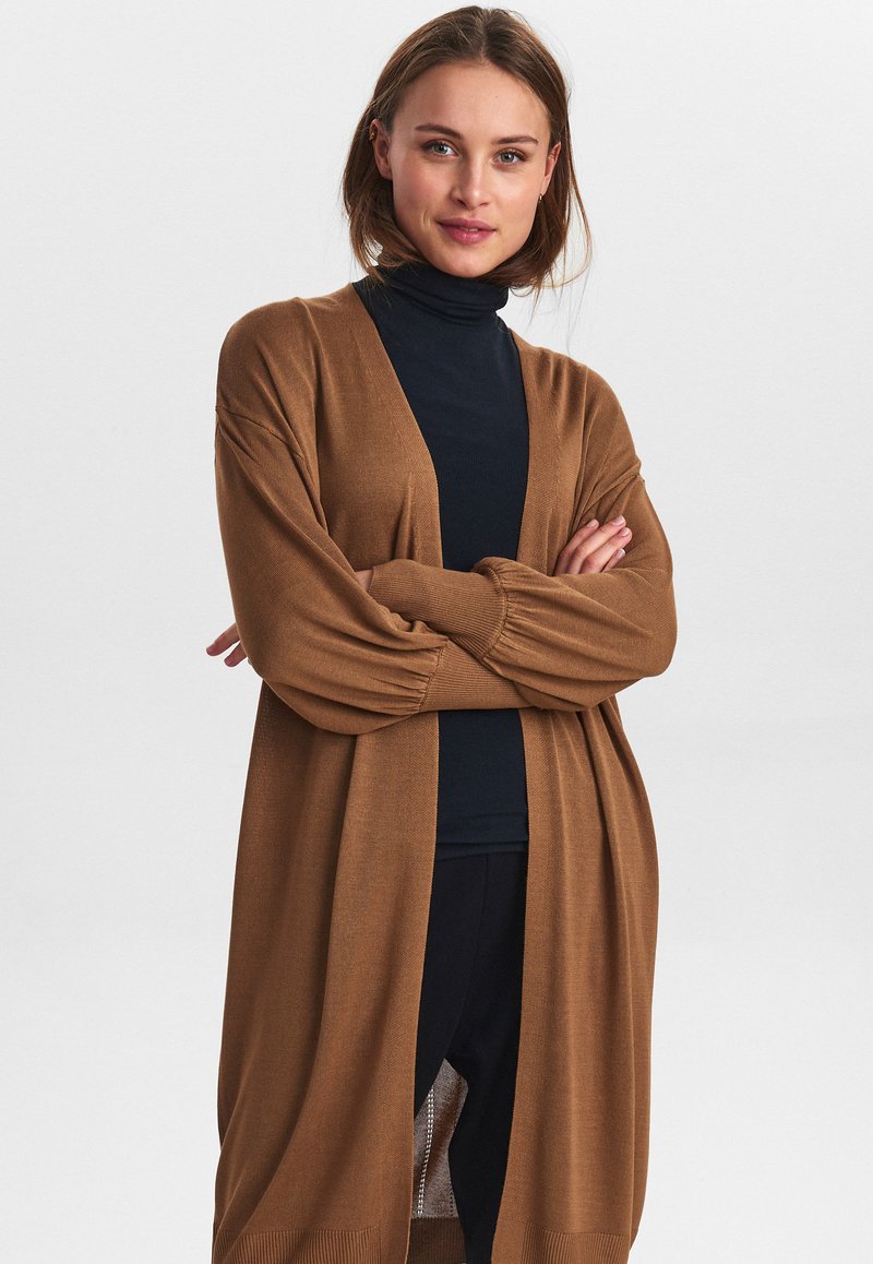 Nümph NUBIA LONG - Kofta - otter/brun - Zalando.se