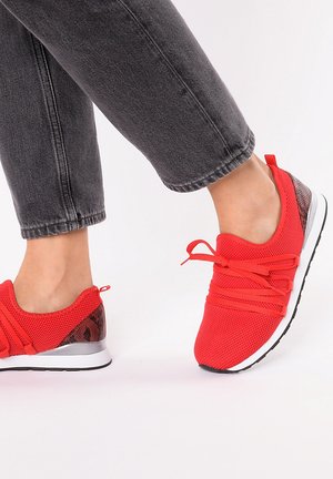 Rote Sneaker für Damen online kaufen | Mach's dir bequem | ZALANDO