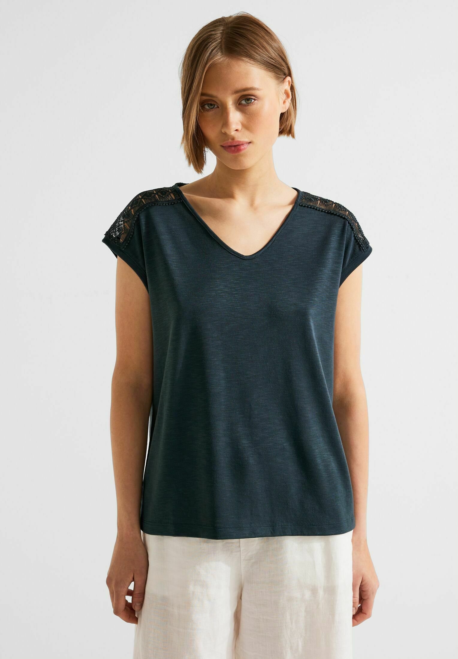 Street One MIT SPITZENSCHULTERN - T-Shirt basic - blau/dunkelgrün ...