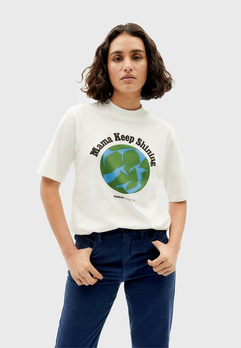 Thinking Mu MAMA KEEP SHINING - Camiseta estampada - white/blanco ...