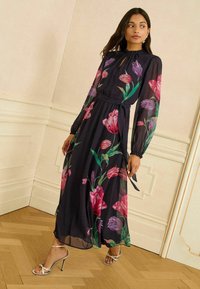 Love & Roses REGULAR FIT - RUFFLE NECK MIDI - Rochie maxi - navy tulip ...