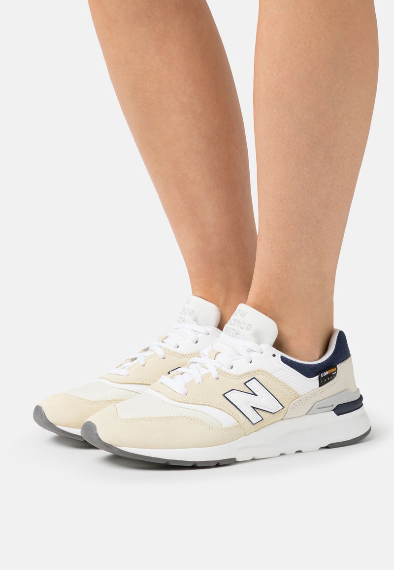 New Balance CW997 - Sneaker low - dawn glow/gelb - Zalando.ch