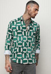 Instafab KYLAN - Camisa - green/verde - Zalando.es