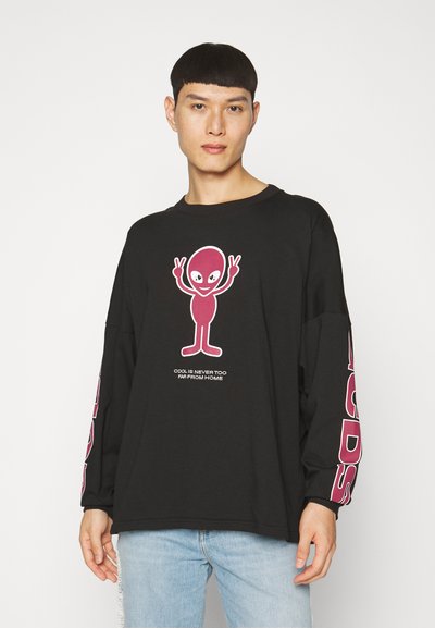 GCDS WIRDO WIN LONG TEE - Camiseta de manga larga - black/negro ...
