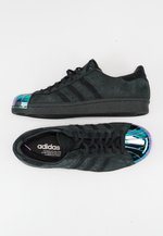adidas Originals Baskets basses - black/noir - (Seconde main) - ZALANDO.BE