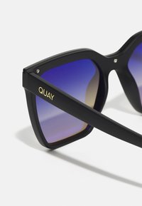QUAY AUSTRALIA LEVEL UP - Solglasögon - matte black/svart - Zalando.se