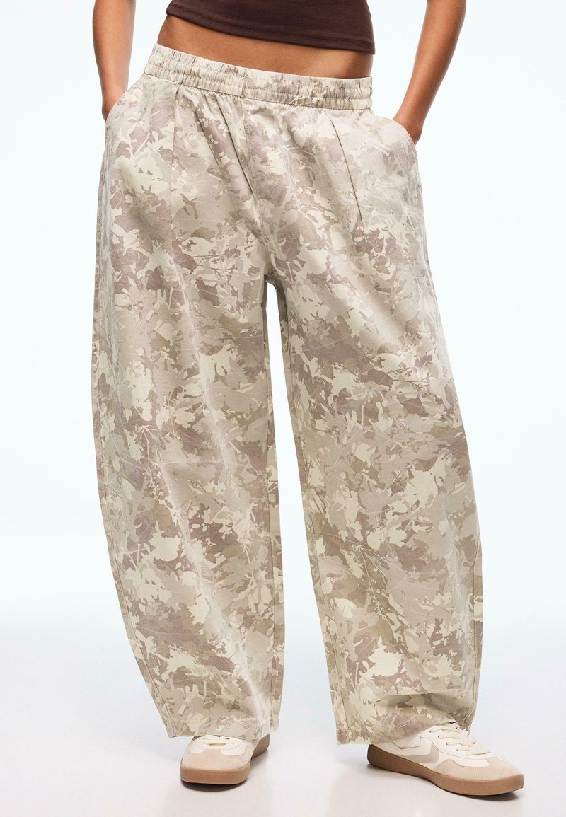Bershka Trousers - sand - Zalando.ie