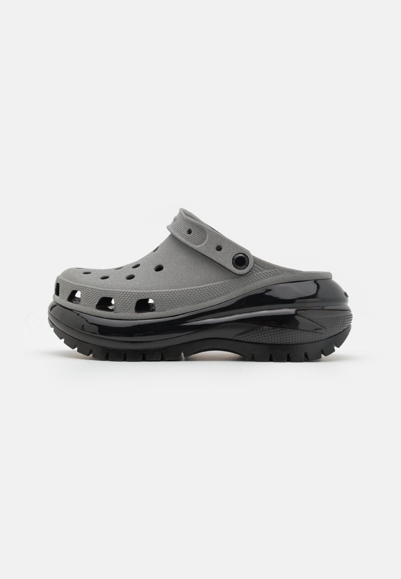 Crocs MEGA CRUSH REFLECTIVE UNISEX - Clogs - atmosphere/grå - Zalando.se