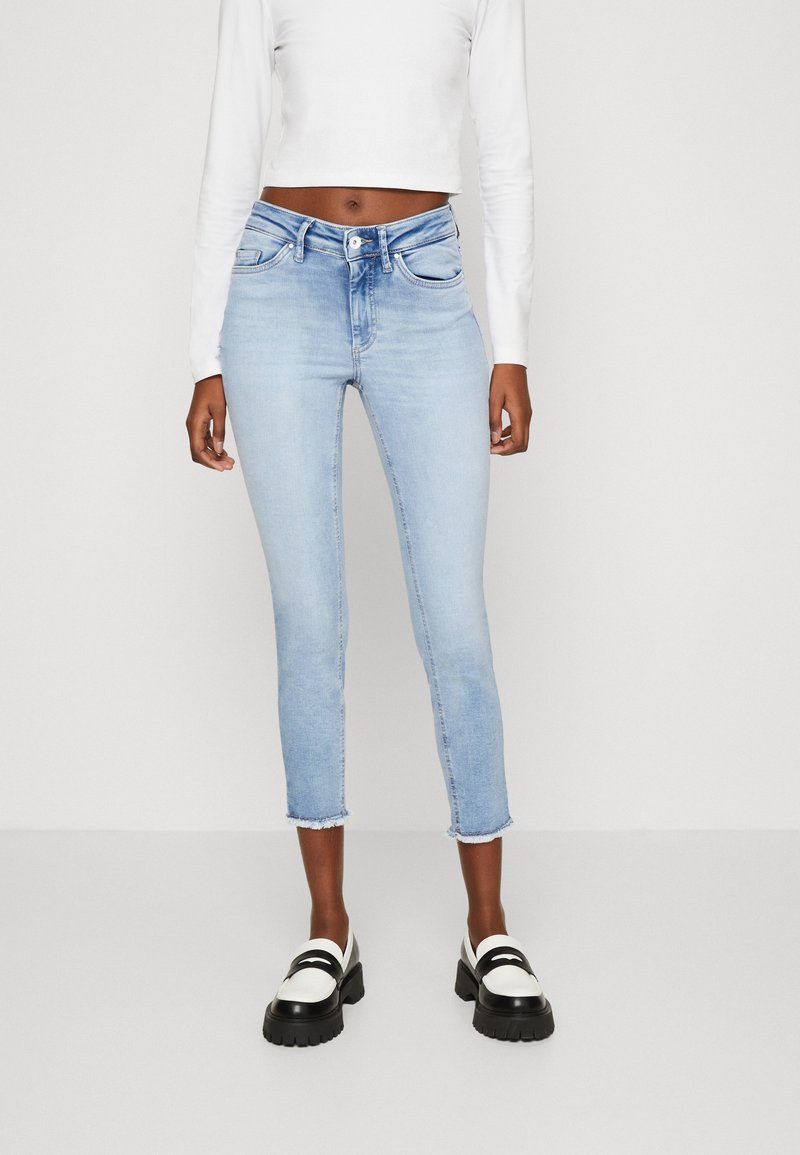 ONLY ONLBLUSH MID - Jeans Skinny Fit - medium blue denim/blue denim ...