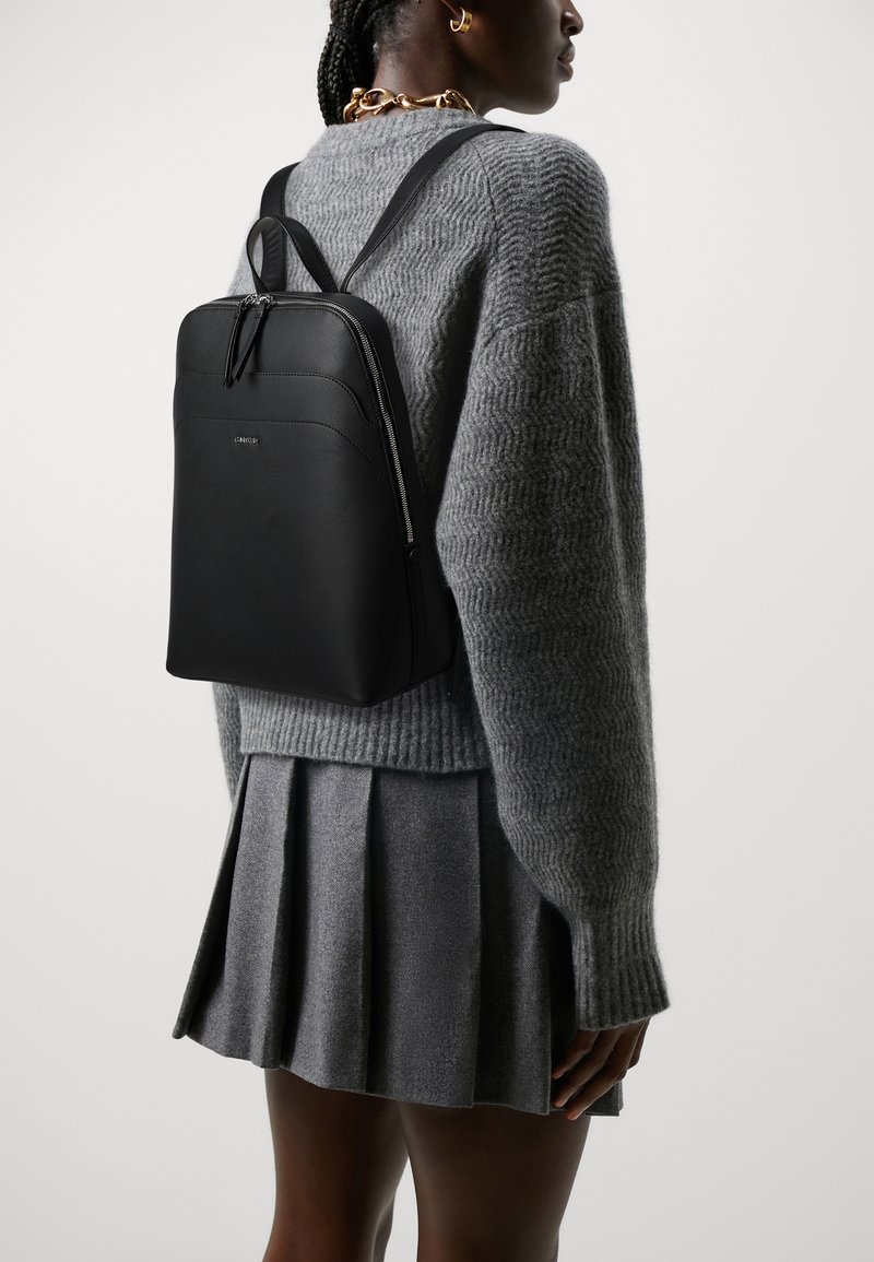 Calvin Klein BUSINESS BACKPACK - Rugzak - black/sand pebble/zwart ...