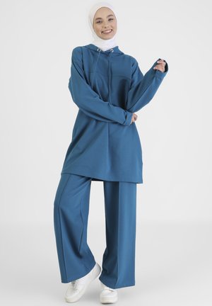 Modanisa SET - REFKA BASIC - Hoodie - light green/lichtgroen - Zalando.nl