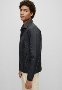 BOSS NASH - Leichte Jacke - black one/schwarz - Zalando.ch