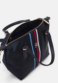 Tommy Hilfiger POPPY SMALL TOTE CORP - Handtasche - space blue ...