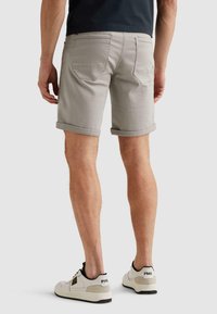 PME Legend PME LEGEND - PME LEGEND NIGHTFLIGHT REGULAR FIT SHORTS ...
