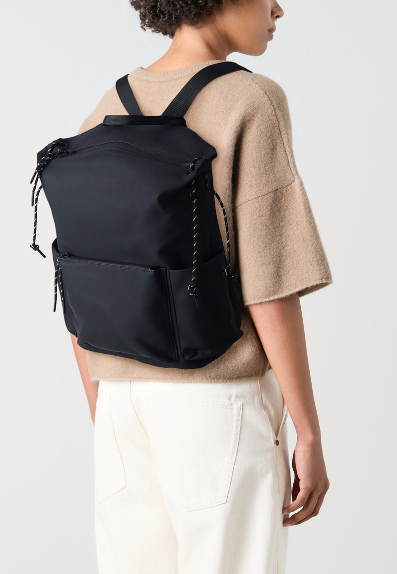 Pieces PCNILUA BACKPACK - Rucksack - black/white/black - Zalando