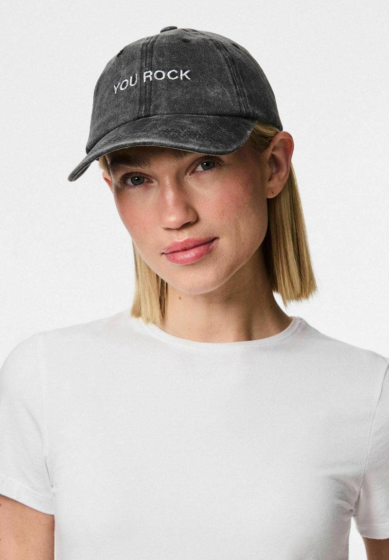Pieces Cap - black/schwarz - Zalando.de