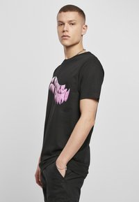 Mister Tee STAY HUNGRY TEE - T-Shirt print - black/schwarz - Zalando.ch