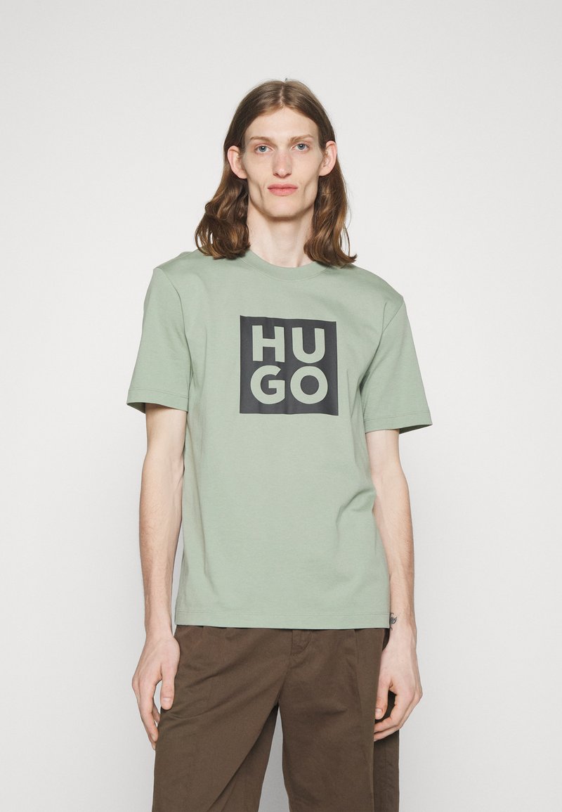 HUGO DALTOR - T-Shirt print - light pastel green/hellgrün - Zalando.ch