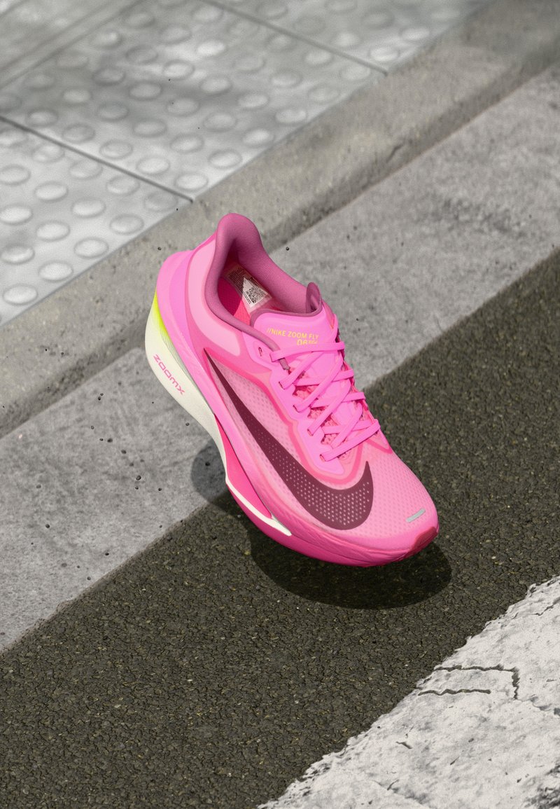 Nike Performance ZOOM FLY 6 - Hardloopschoenen voor op de weg - pink ...