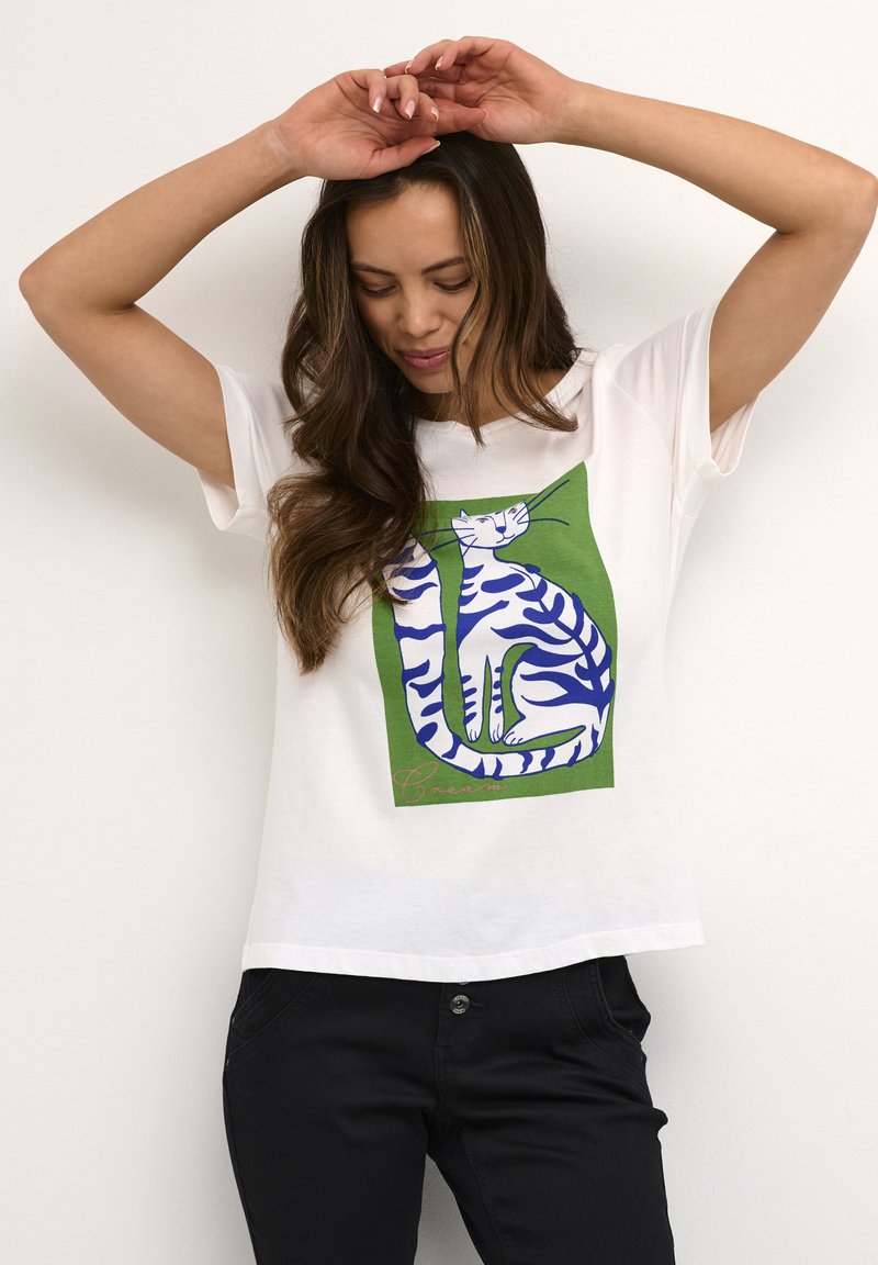 Cream CARLA - T-shirts print - flourite green cat/hvid - Zalando.dk