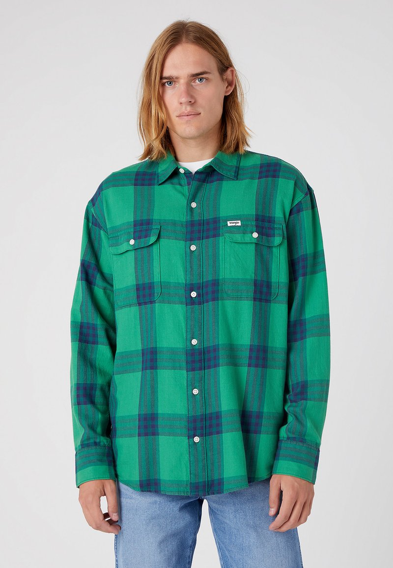 Wrangler PATCH POCKET - Hemd - pine green/grün - Zalando.at