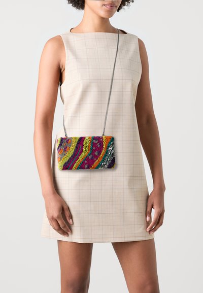 PARFOIS BOX BAG RAINBOW - Pikkulaukku - ecru/beige - Zalando.fi
