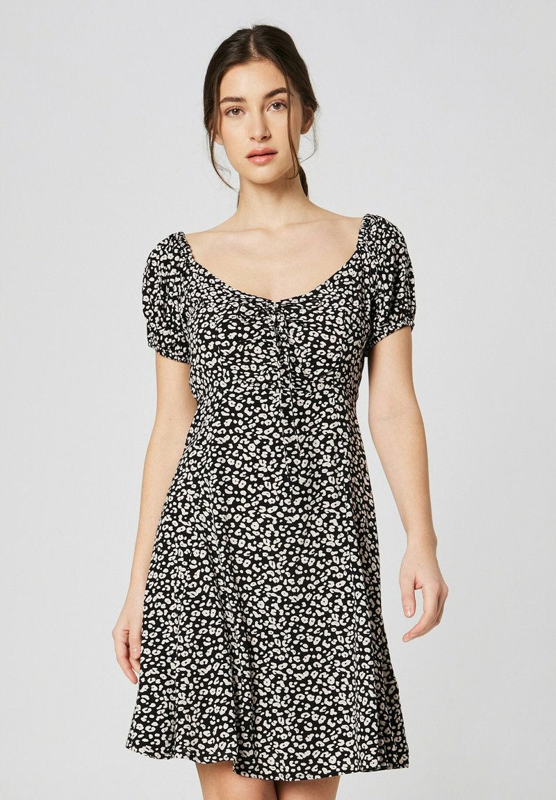 Guido Maria Kretschmer Collection RABEA - Day dress - schwarz weiß ...