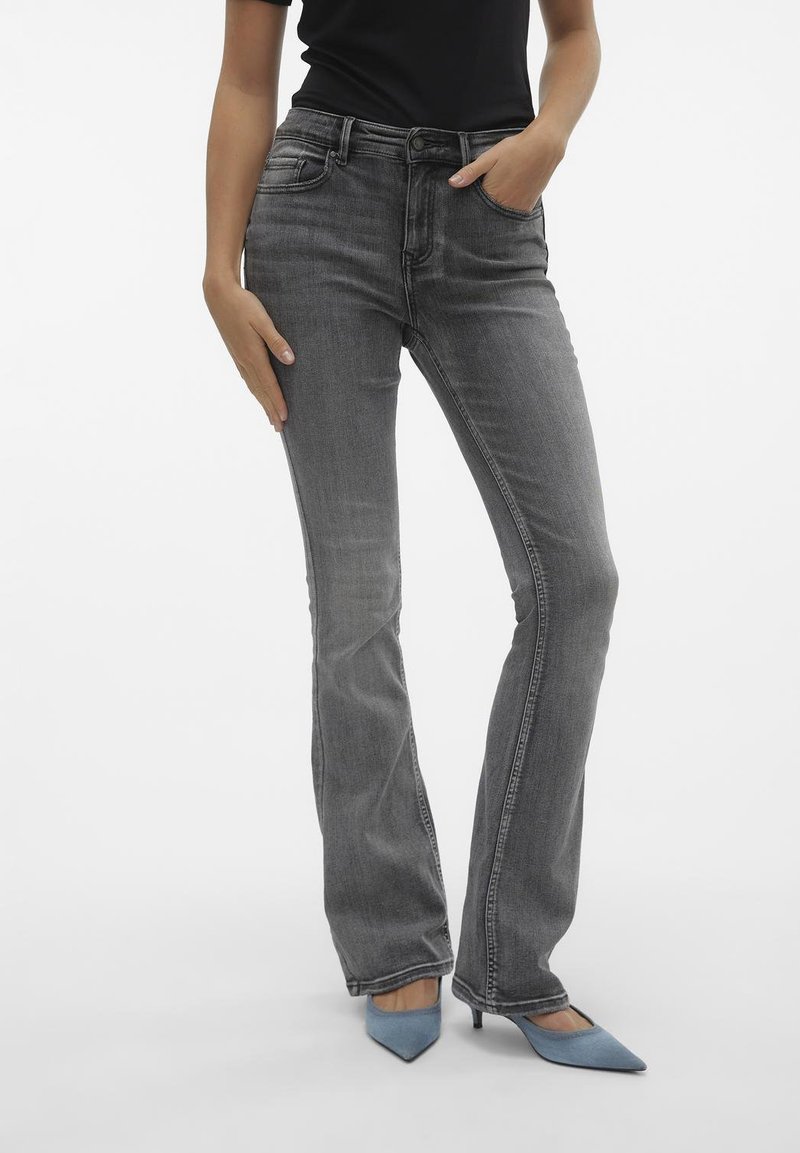 Vero Moda VMFLASH - Jean flare - medium grey denim/denim gris - ZALANDO.FR