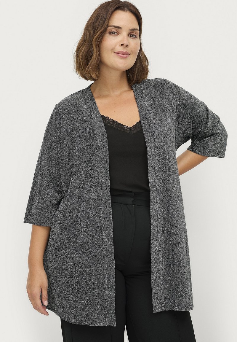 Ellos Plus collection KAFTAN - Halflange jas - schwarz/zwart - Zalando.be