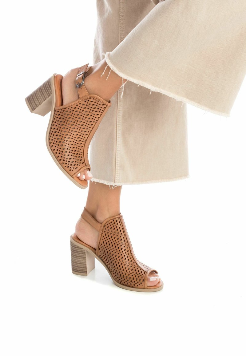 Carmela Botines de tacón - camel - Zalando.es