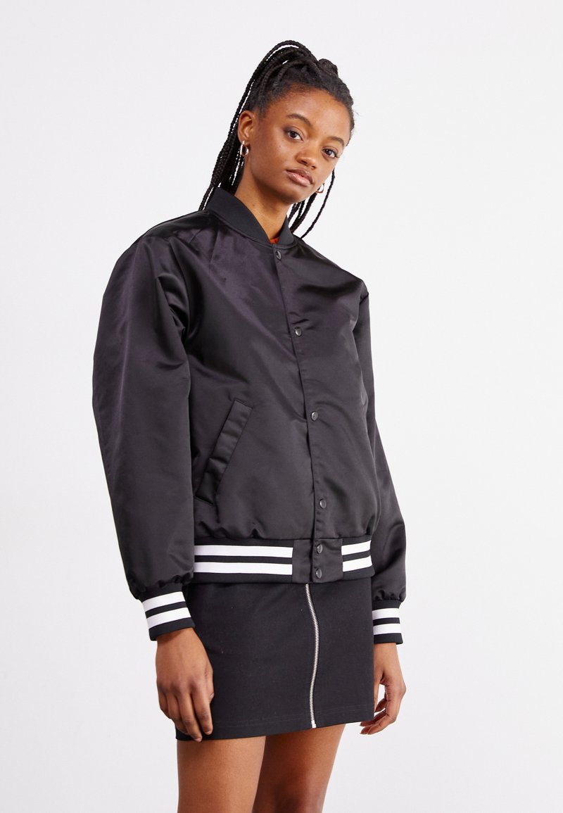 Carhartt WIP CLASS OF 89 JACKET - Bomber Jacket - black/white/black ...