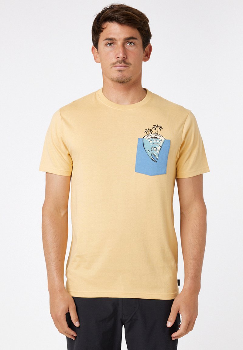 Rip Curl INDA POCKET TEE - T-shirt imprimé - washed yellow/jaune ...