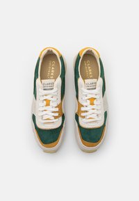 Clarks Originals TORRUN - Sneakers laag - brown/orange/bruin - Zalando.nl