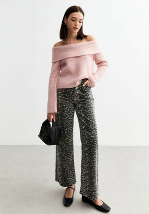 Cache Cache MIT BARDOT-AUSSCHNITT - Jersey de punto - noir/negro ...