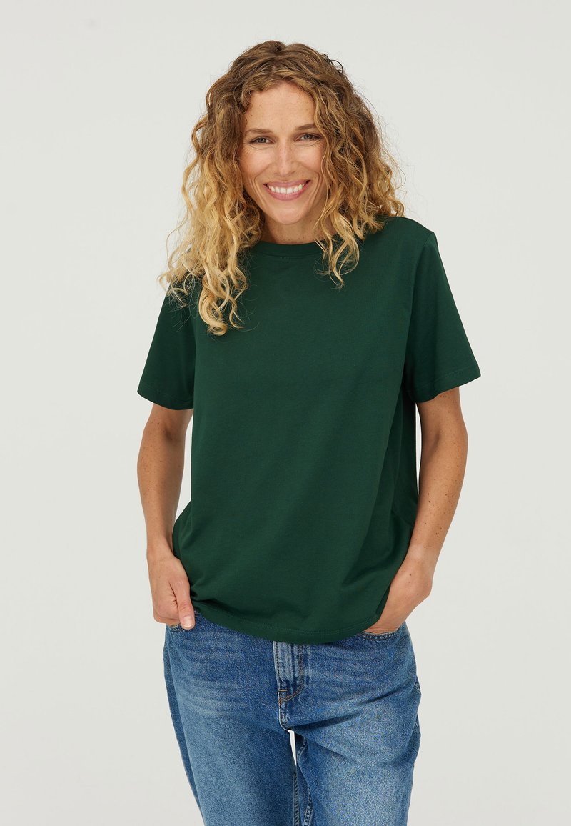 mbyM BEEJA - Basic T-shirt - pine grove/green - Zalando.ie