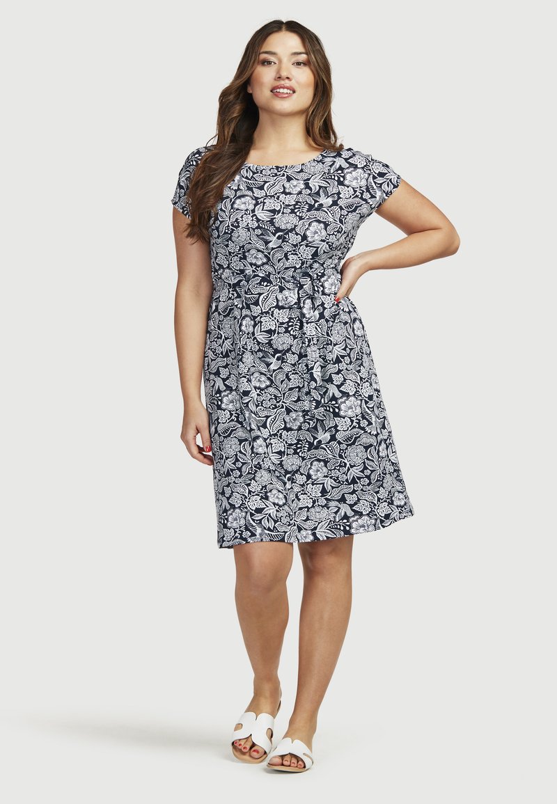Cellbes of Sweden JACKIE - Jersey dress - navy white patterned/dark ...