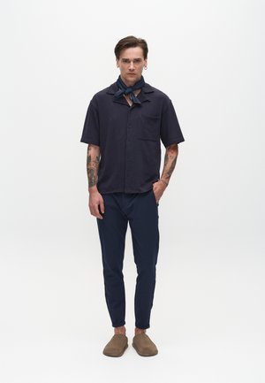 Guess TECH-STRETCH - Americana - beige - Zalando.es