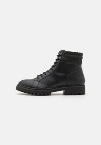 Pier One Šněrovací kotníkové boty - black/černá - Zalando.cz