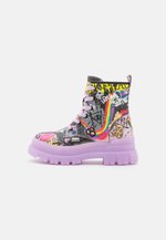 Buffalo ASPHA - Plateaustøvletter - purple/black graffit/lilla - Zalando.dk