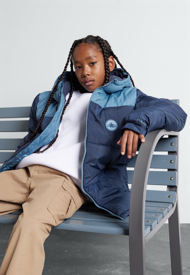 Converse COLOR BLOCK PUFFER UNISEX - Winter jacket - navy/dark blue ...