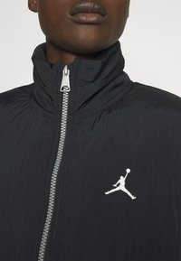 Jordan VEST - Bodywarmer - black/sail/zwart - Zalando.nl