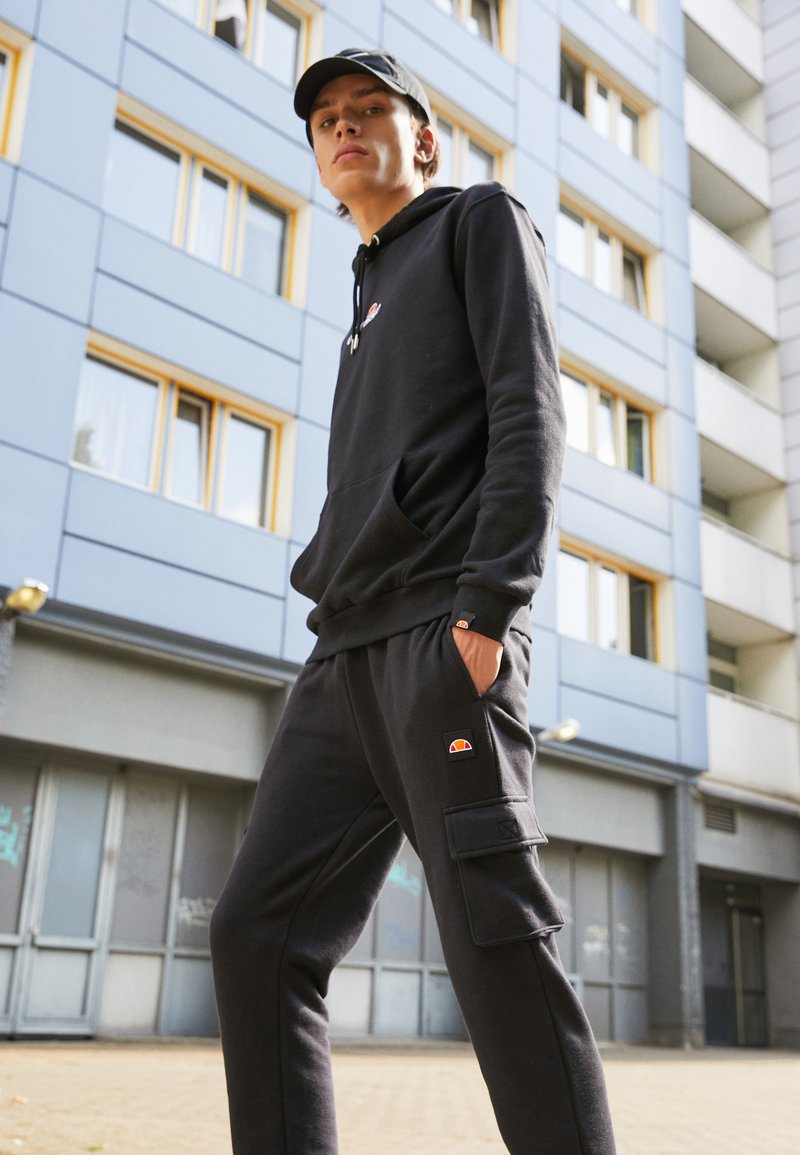 Ellesse Cargalo Tracksuit Bottoms Black Zalando Ie