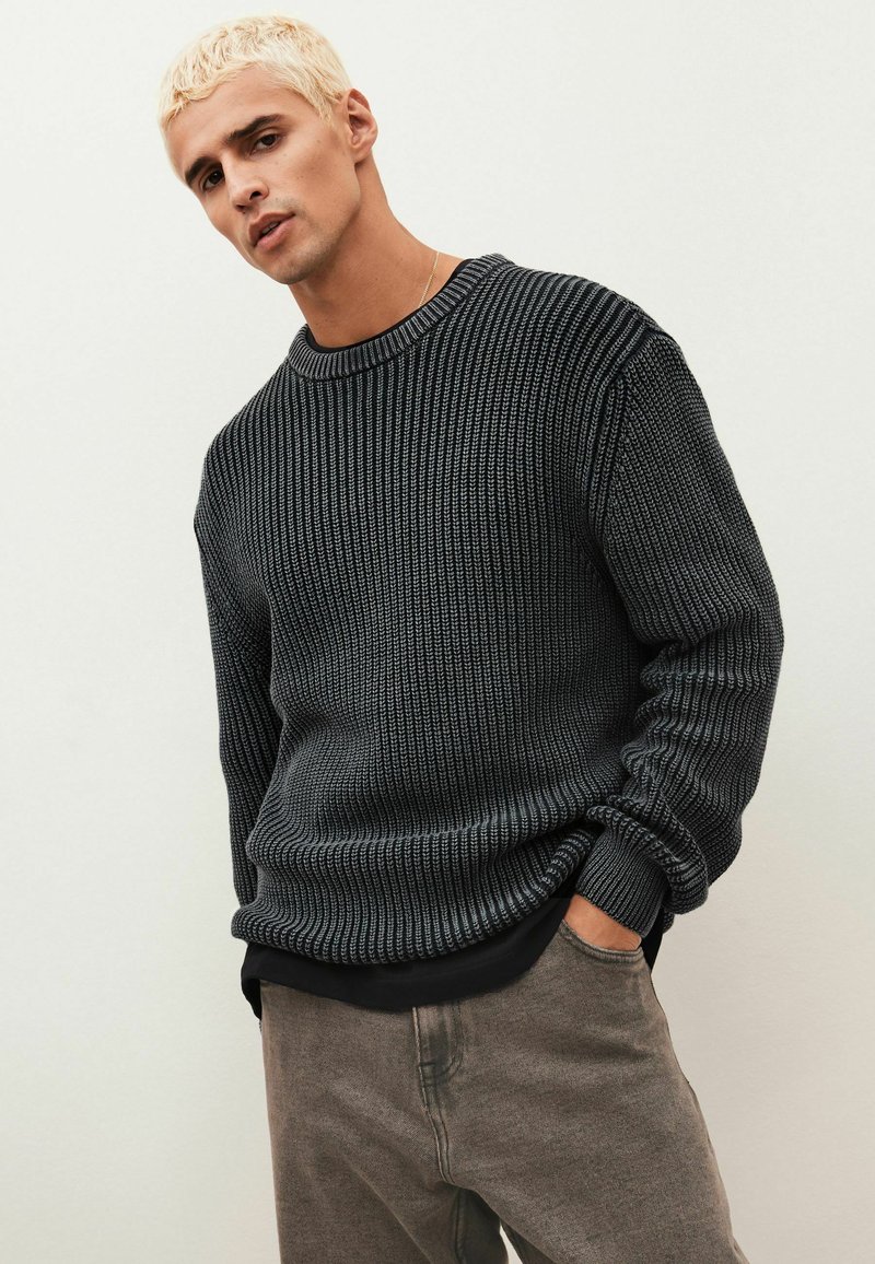 Next EDIT RELAXED CREW NECK - - Jersey de punto - grey/gris - Zalando.es