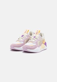 Puma RS-X REINVENT - Sneakers laag - ultraviolet/white/wit - Zalando.be