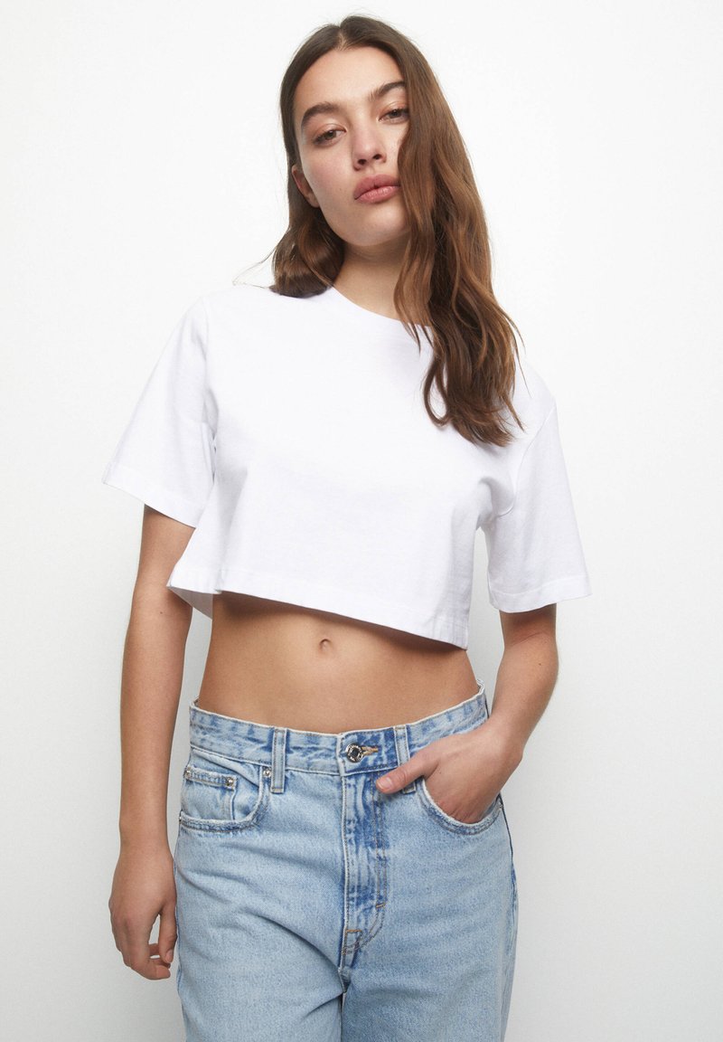 PULL&BEAR CROPPED - T-shirt basic - white/wit - Zalando.be