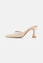 Bianco BIAGLAM MULE - Papuci înalți - off white/alb natural - Zalando.ro