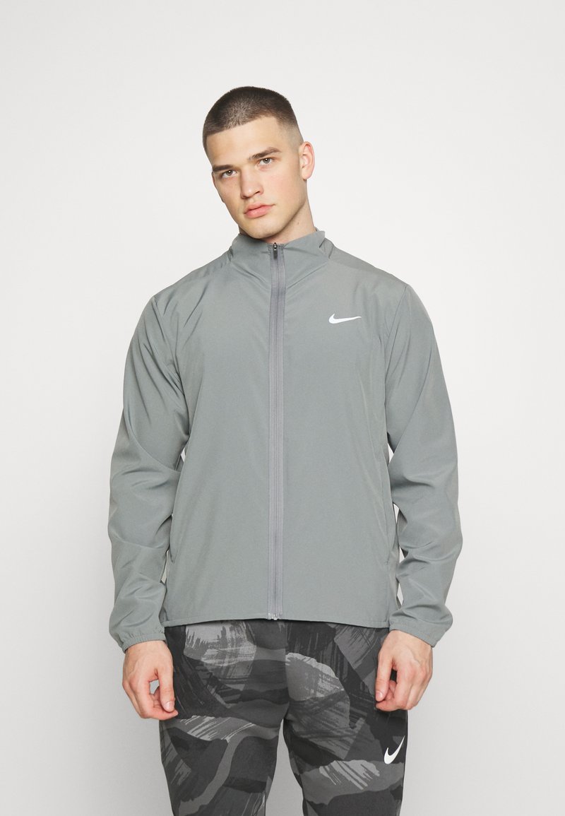 Nike Performance Training jacket - smoke grey/(reflective silv)/grey ...